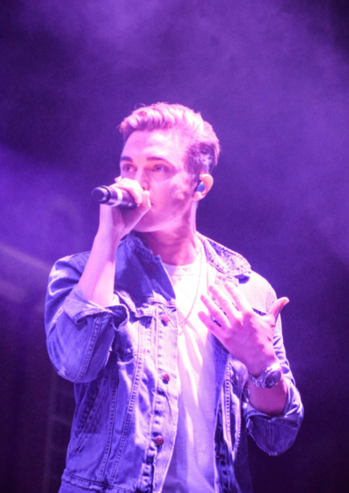 Jesse McCartney performs for HPU fall concert - Campus Chronicle